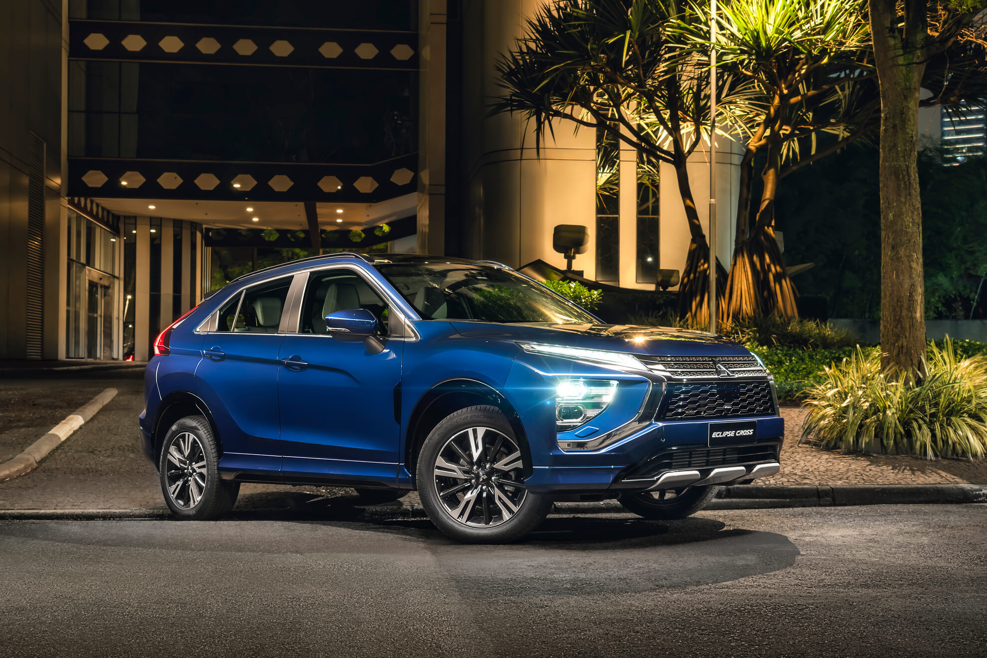 Eclipse Cross | Mitsubishi Motors